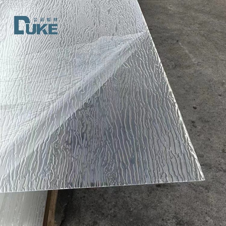 Stone Textured Clear V-Shaped striped acrylic sheet Extruded Sheets